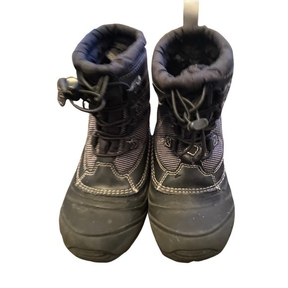 The North Face | Shoes | The North Face Youth Waterproof Winter Boots ...
